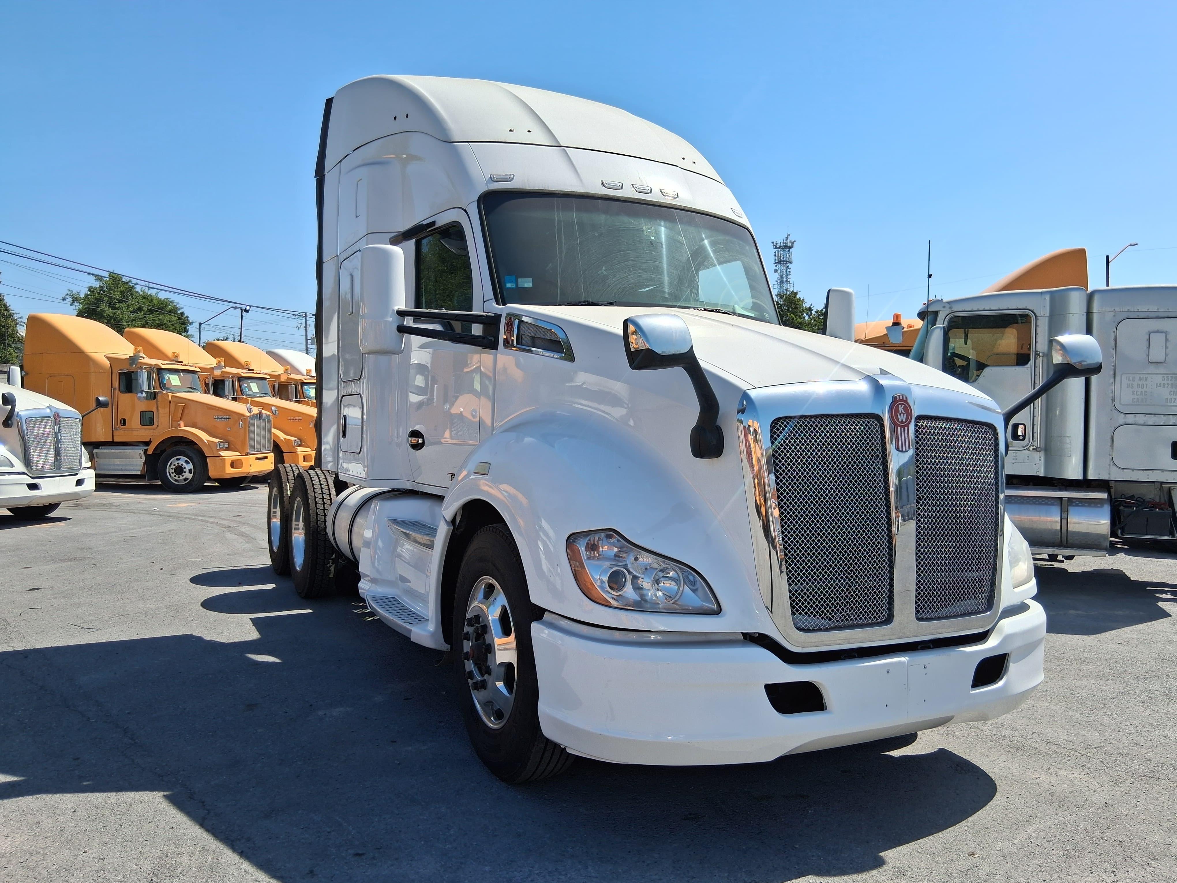 Kenworth T680 ISX