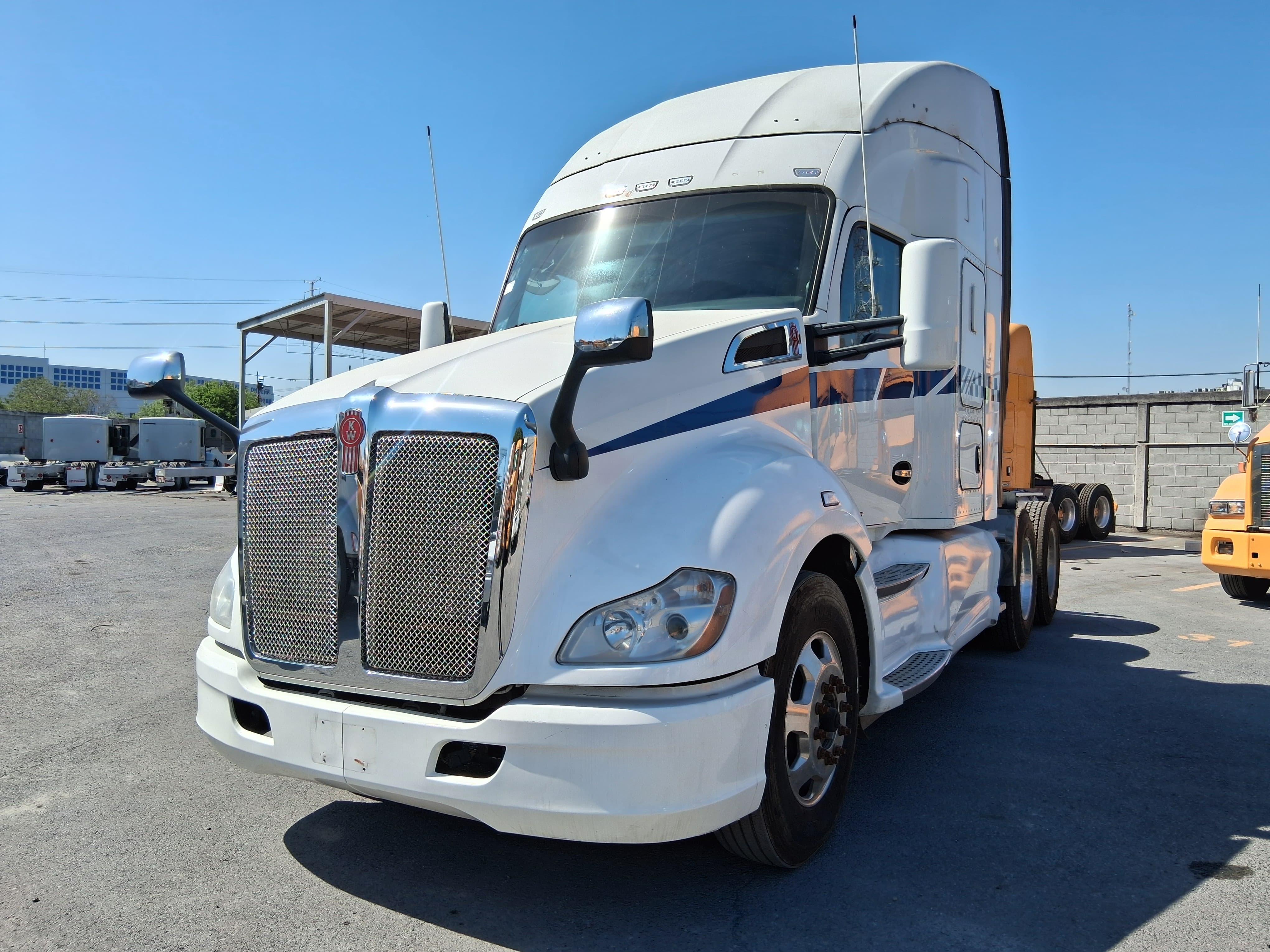 Kenworth T680 ISX